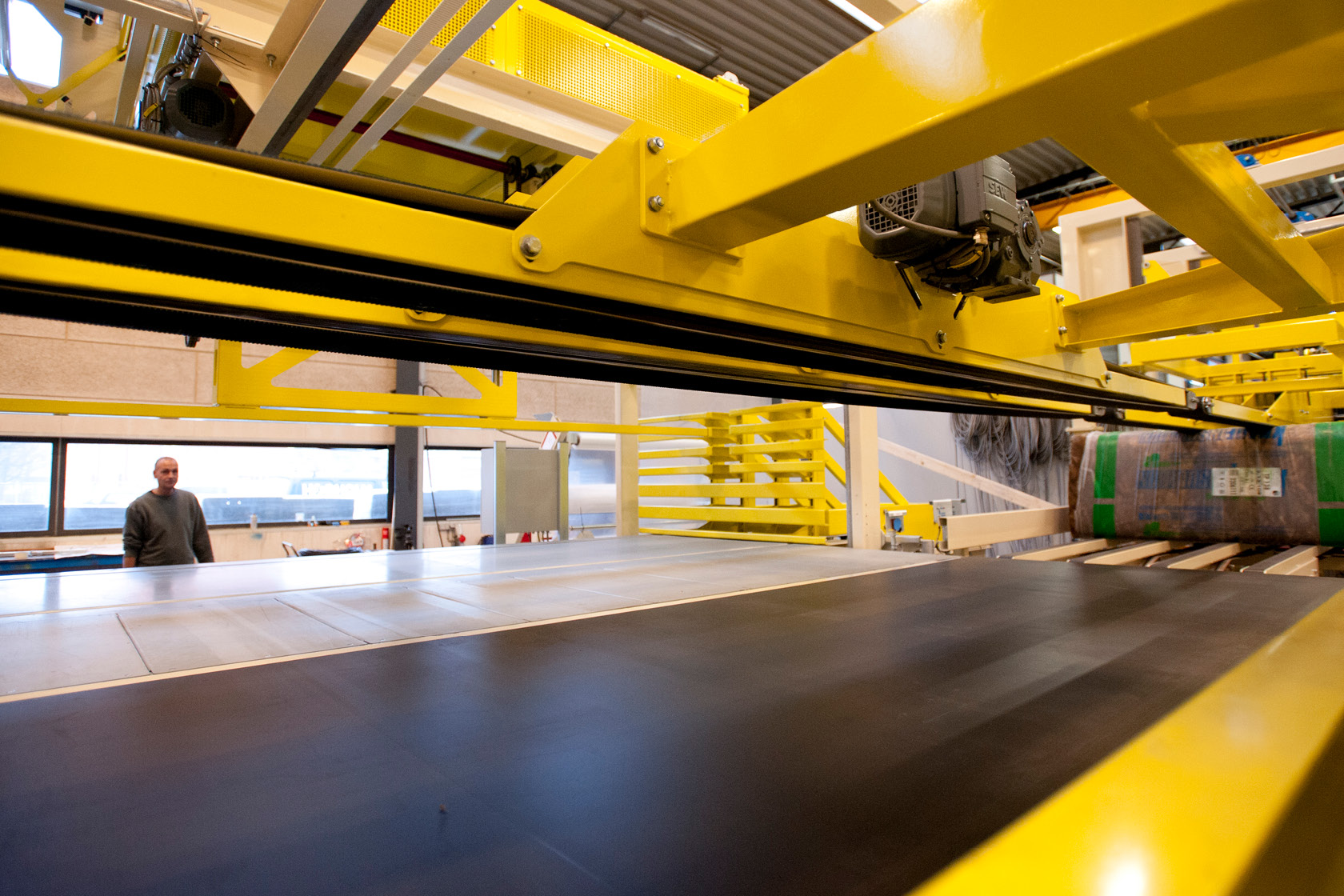 Board handling lines - Qubiqa A/S