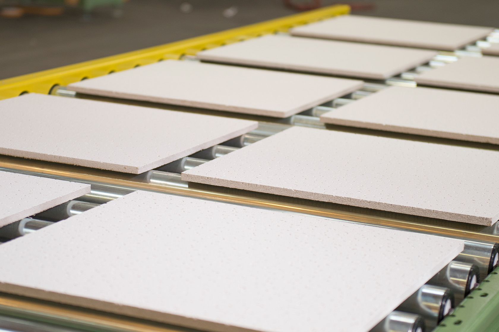 Board handling lines - Qubiqa A/S